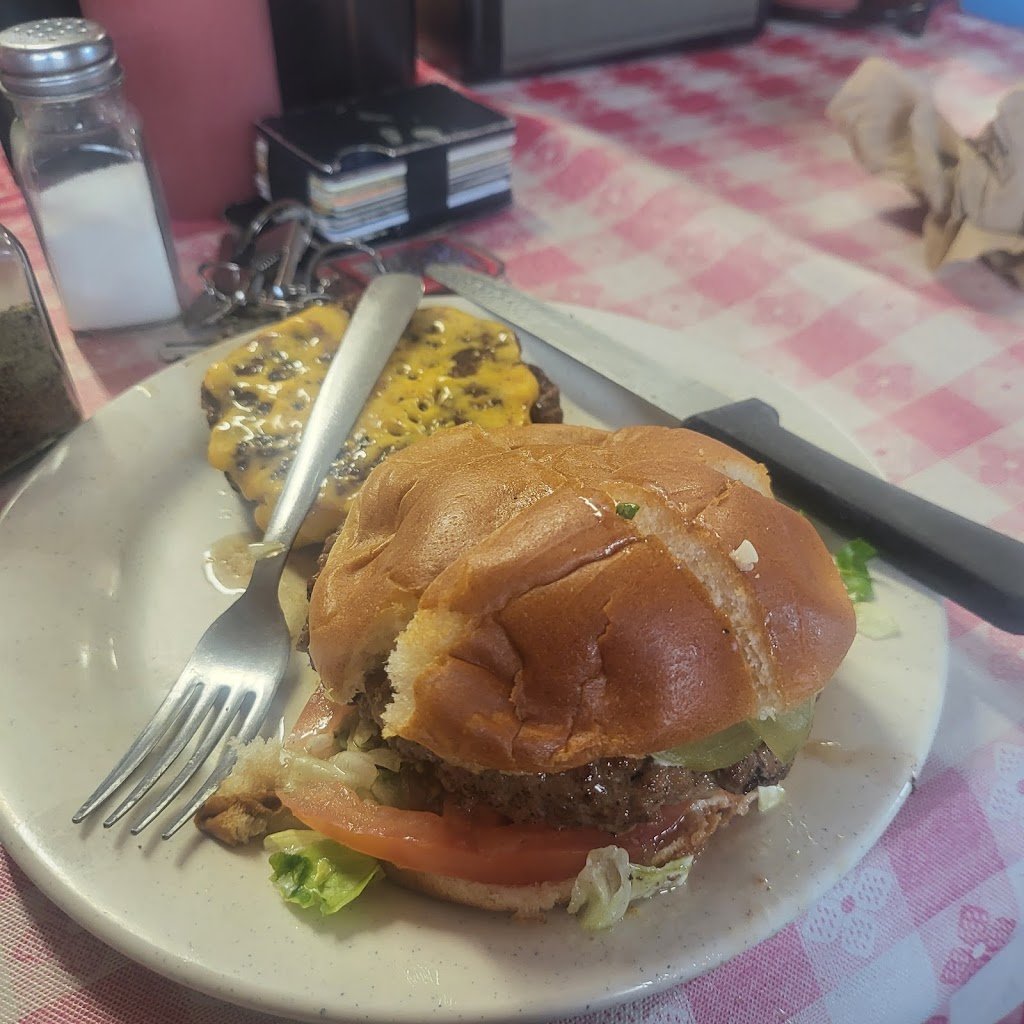 Bud's Korner Kitchen - Burke County Tourism